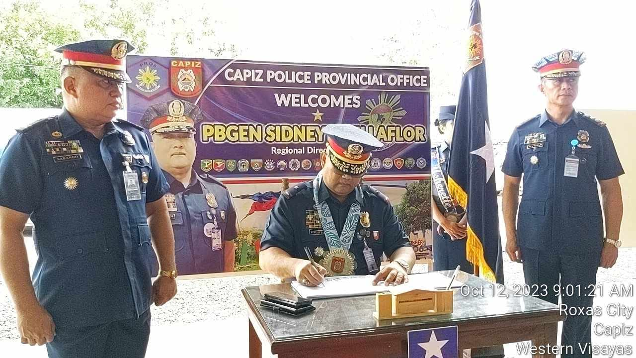 » PRO-6 top cop visits Capiz provincial police